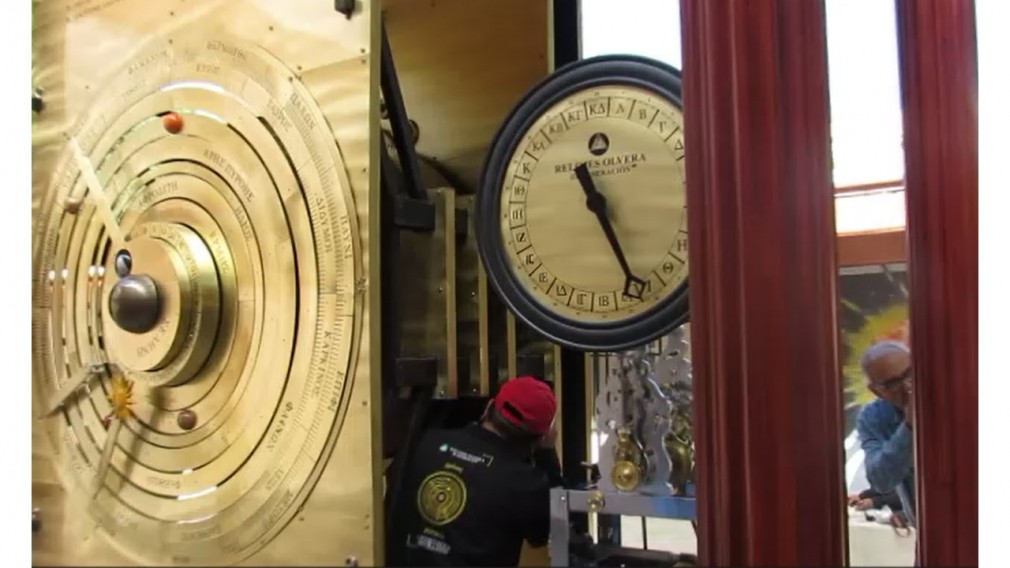 Inauguration of the first operational astronomical clock based on ...