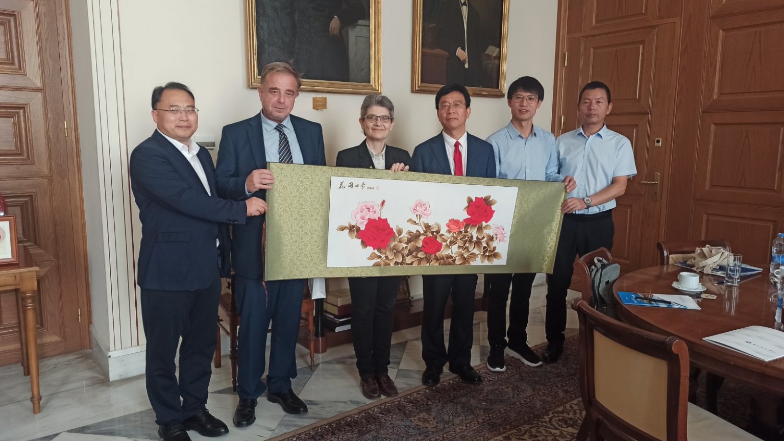 A visit to NKUA by a delegation from Nanyang Normal University - Hub ...