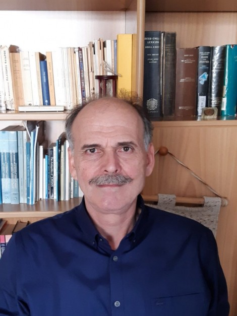 Ο Αντιπρύτανης Ακαδημαϊκών Υποθέσεων και Φοιτητικής Μέριμνας του ΕΚΠΑ ...