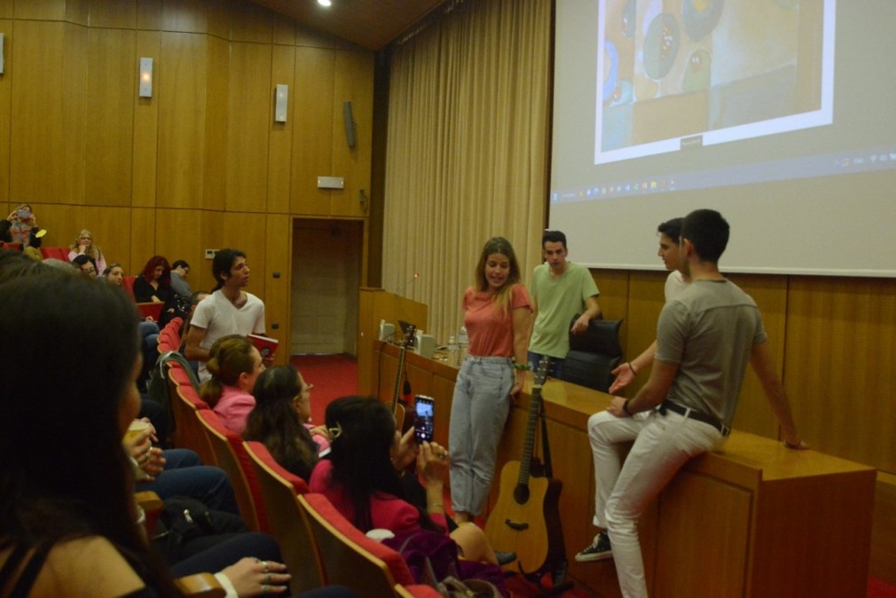 Πραγματοποιήθηκε η ημερίδα με θέμα «Ποιητικός Λόγος: Διακαλλιτεχνικές ...