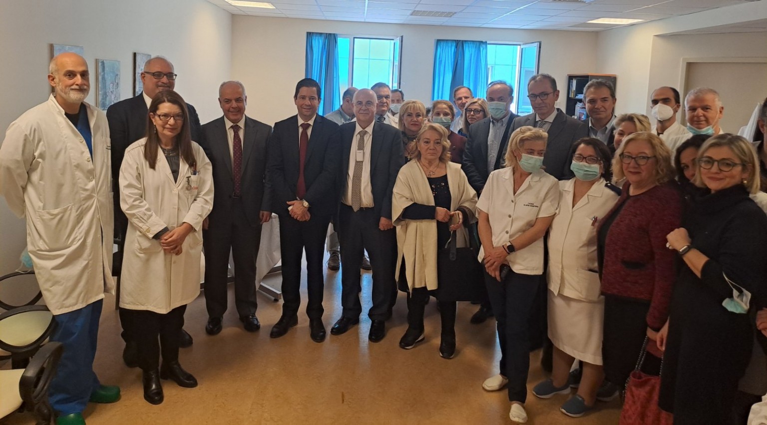 Επίσκεψη της Διοίκησης του Ε.Κ.Π.Α. στις πανεπιστημιακές κλινικές του ...